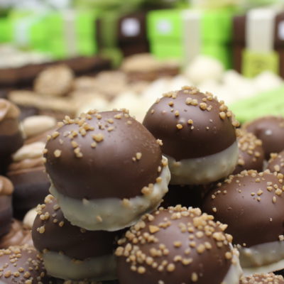 Pralines en chocolade om de vingers af te likken.